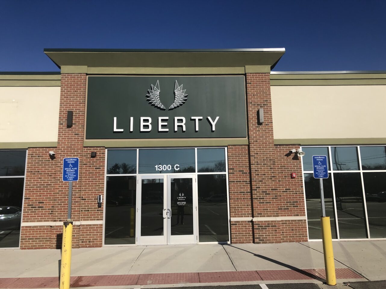 Liberty Cannabis Dispensary Springfield - Cannabis store in Springfield ...